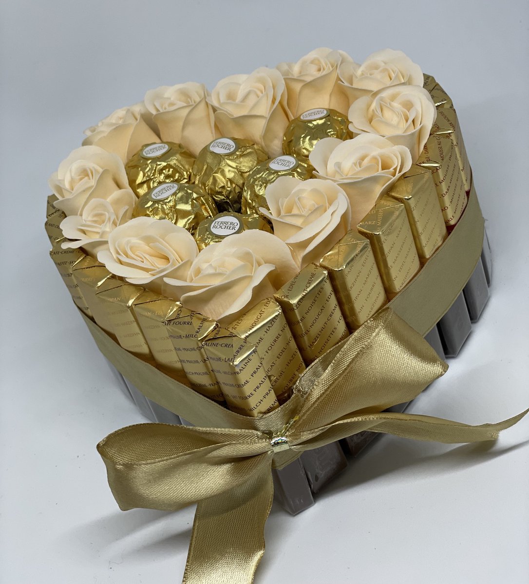 Chocolade Hart Geschenk - Giftpack - Valentijn cadeau - Ferrero Rocher ...