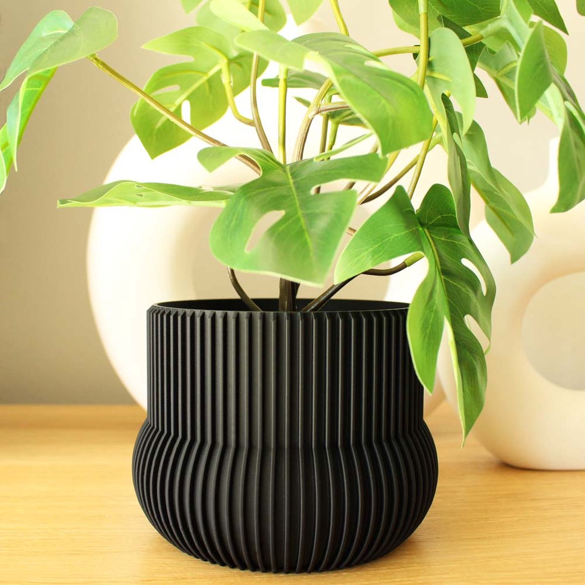 QOME Hudson - bloempot - plantenpot - designer - mat zwart - 12cm | bol.com