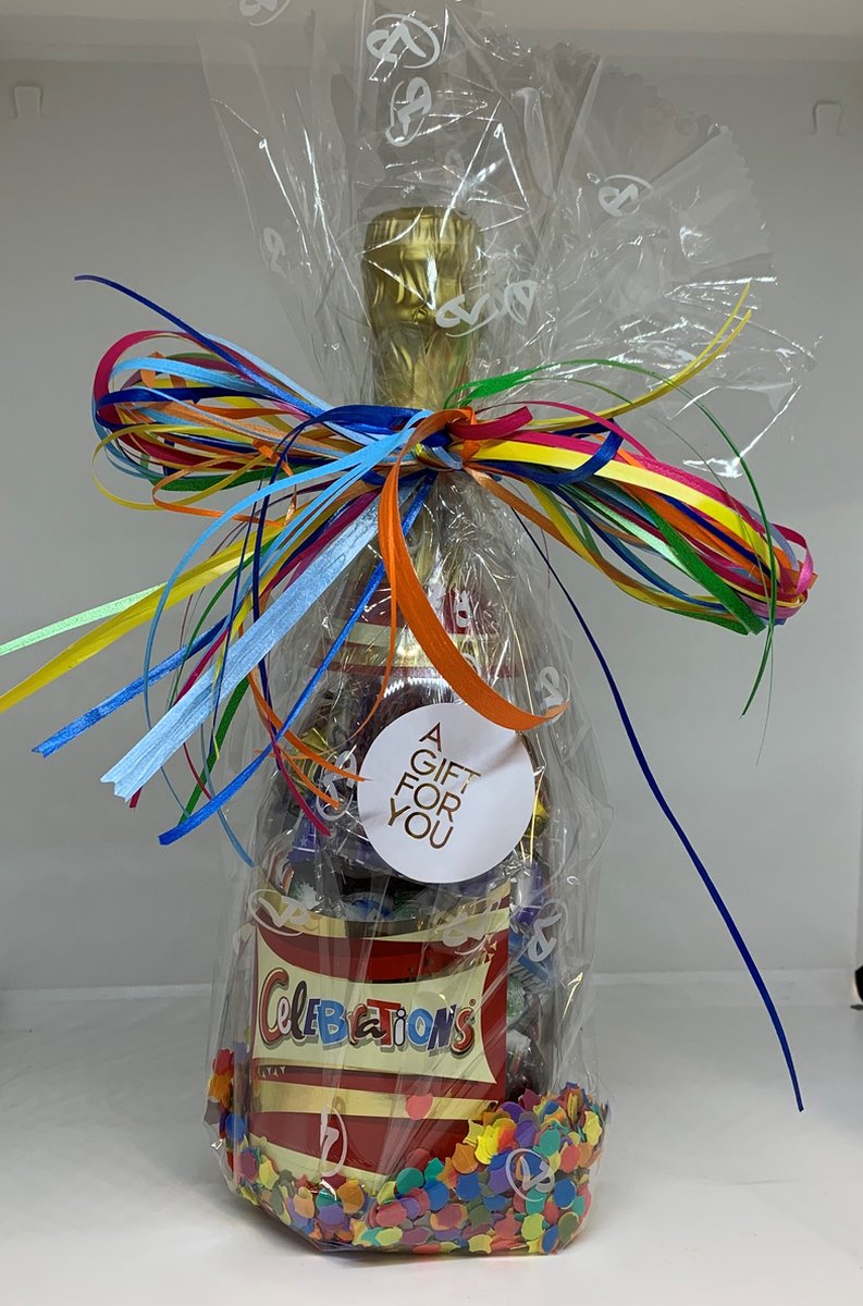 Celabrations cadeau fles - celebrations - celabrations chocolade ...