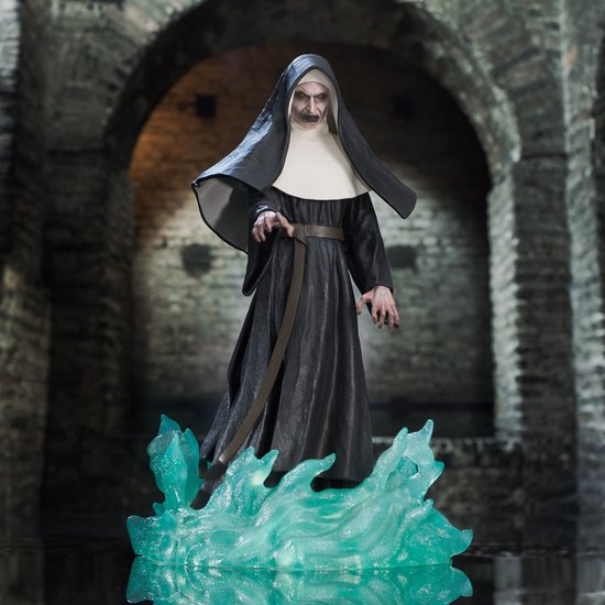 Horror Gallery - PVC Statue - The Nun 23 cm | bol.com