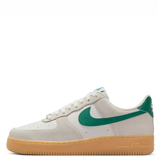 Nike Air Force 1 Low '07 LV8 - Maat 44 - Gebroken Wit / Groen ...