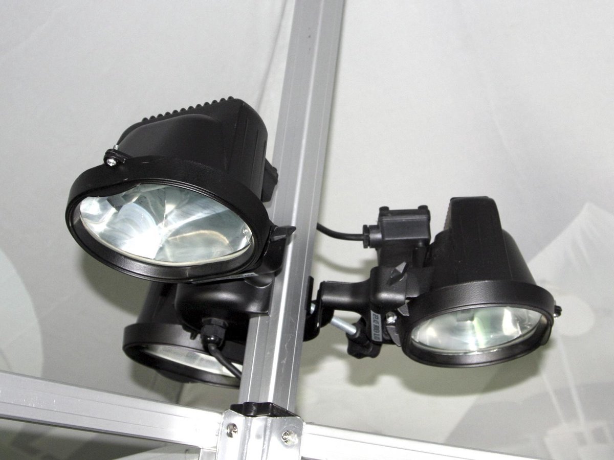 Partyspace ophangbare licht en verwarmingsset voor parasol of vouwtent ...