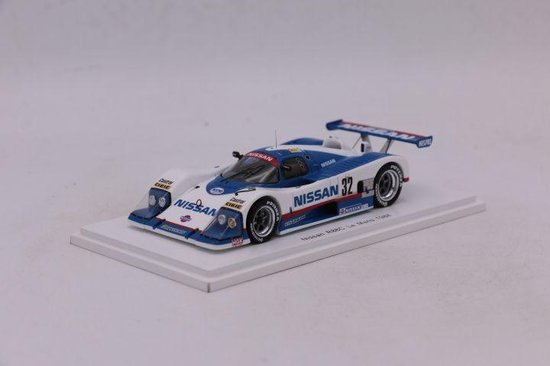 Nissan R88C 24H LeMans 1988 | bol.com