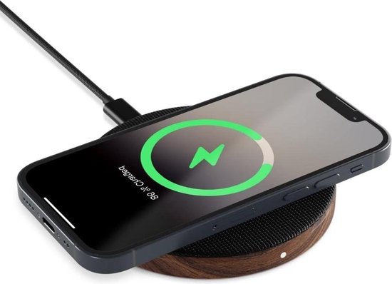 Inductive charging station with 15W Fast Charging Power - Wooden ...