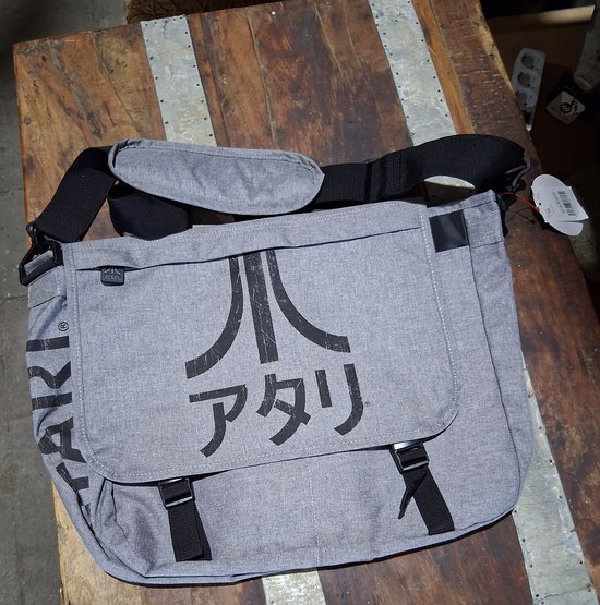 atari messenger bag with japanese logo | bol