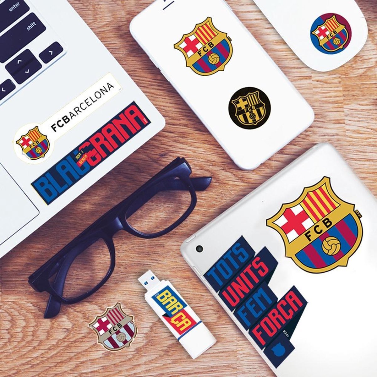 Fc Barcelona Sticker Logo 2 Stuks | bol.com