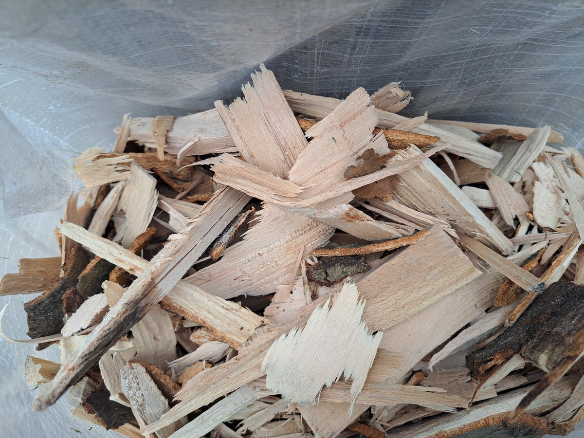 AANMAAKHOUT/ SPAANDERS EIK 5 KILO ! paling hout , rookoven, bbq ...