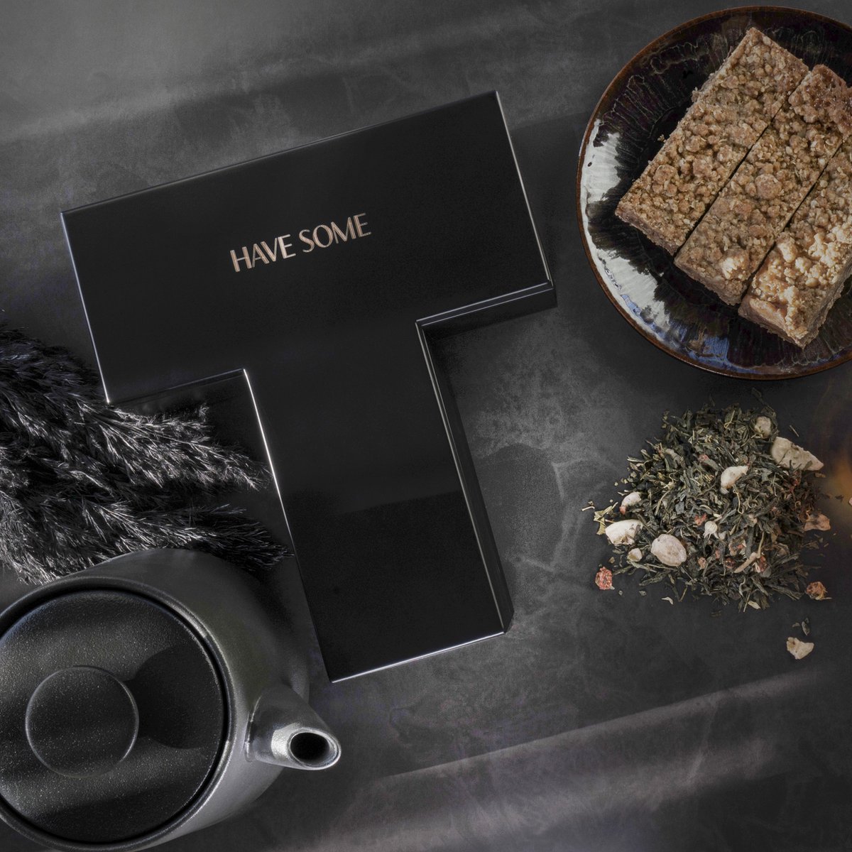 De T-Doos | Luxe Theedoos Zwart | Bamboe Theedoos in de vorm van een T ...