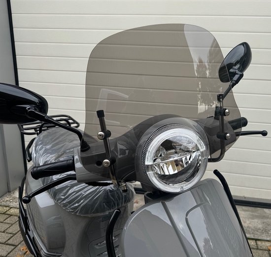 CSO | WINDSCHERM LAAG SMOKE | BTC Riva, AGM VX50, La souris Vespelini ...