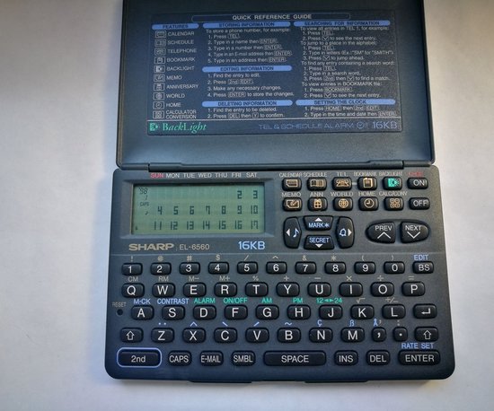 SHARP EL-6560 - Electronic Organizer - Collectors item | bol