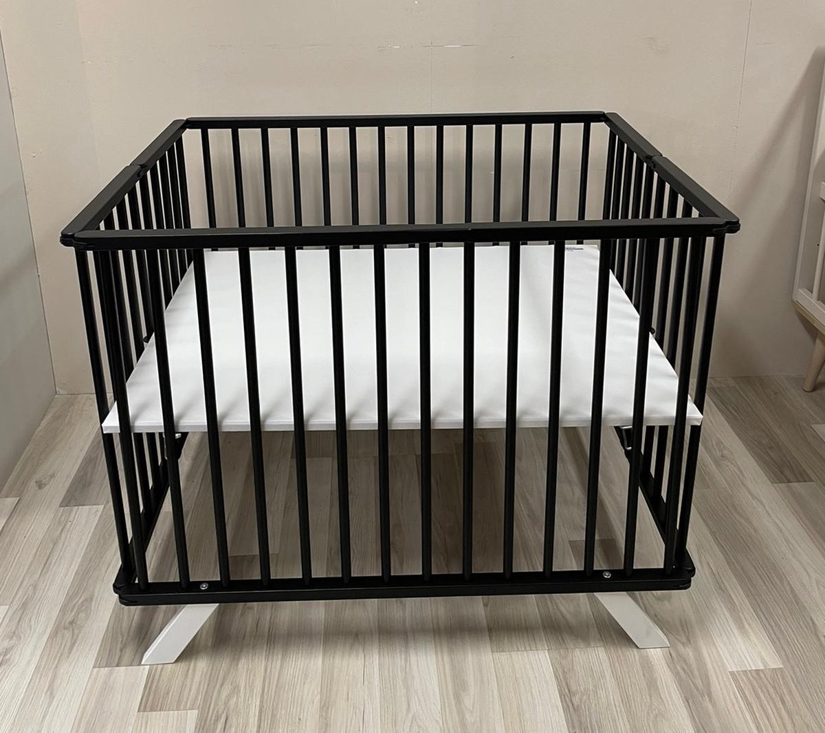 Cabino Babybox Inklapbaar Met In Hoogte Verstelbare Bodem Luxe Zwart ...