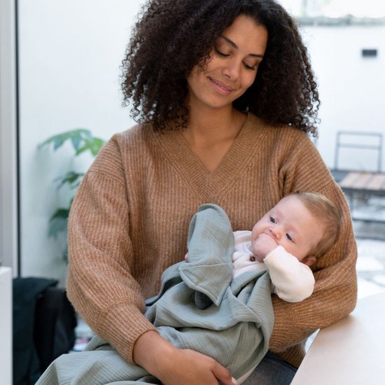 Doomoo Basics - Mom'n Play Tetra Green - Veelzijdige borstvoedingsdoek ...