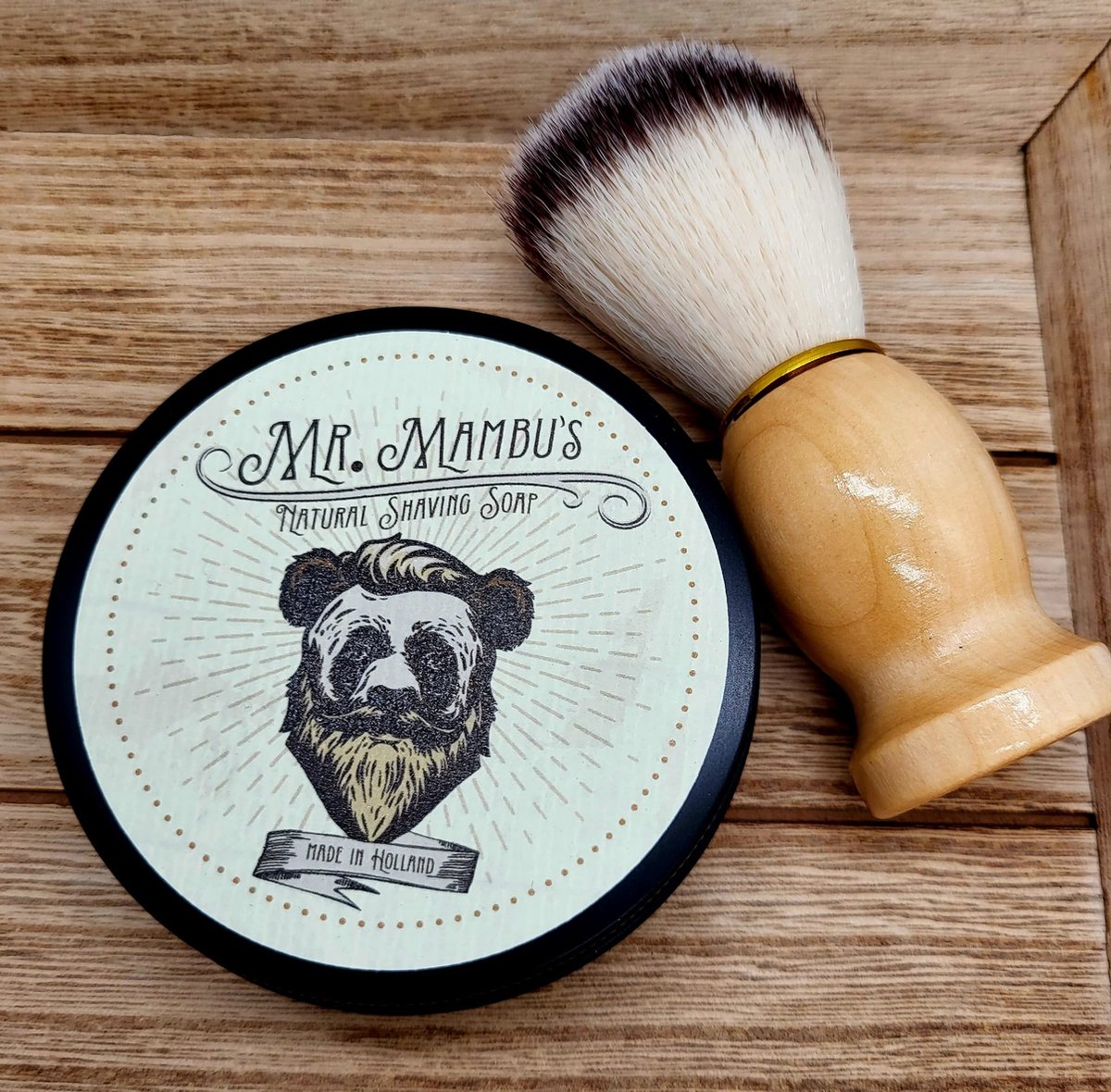 Mr. Mambu's - Natuurlijke Scheerzeep met Mr.Mambu Scheerkwast! | bol.com