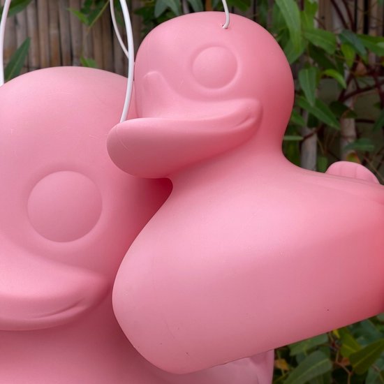 Goodnight Light The DUCK-DUCK Small Lamp - Pink limited edition | bol