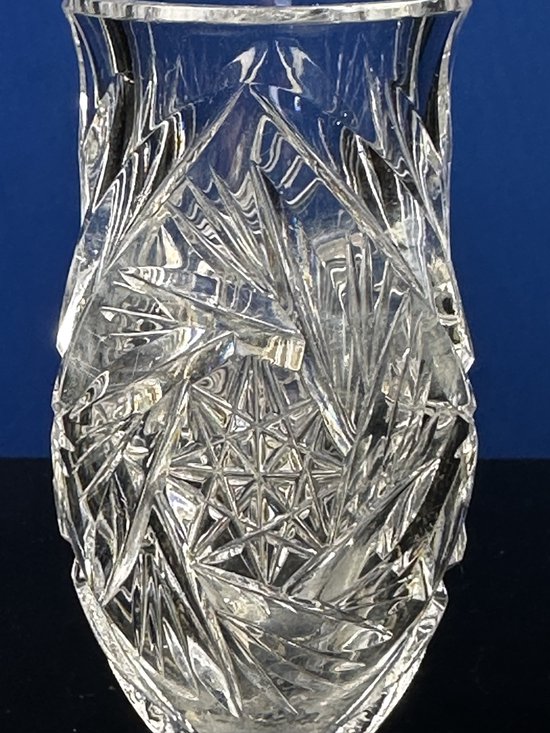 Klein vaasje van helder kristal | bol.com