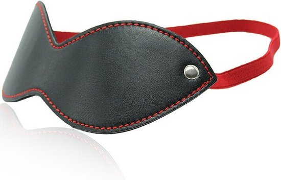 | Ohmama Fetish Blindfold With 3 Rivets - Black-red | bol.com