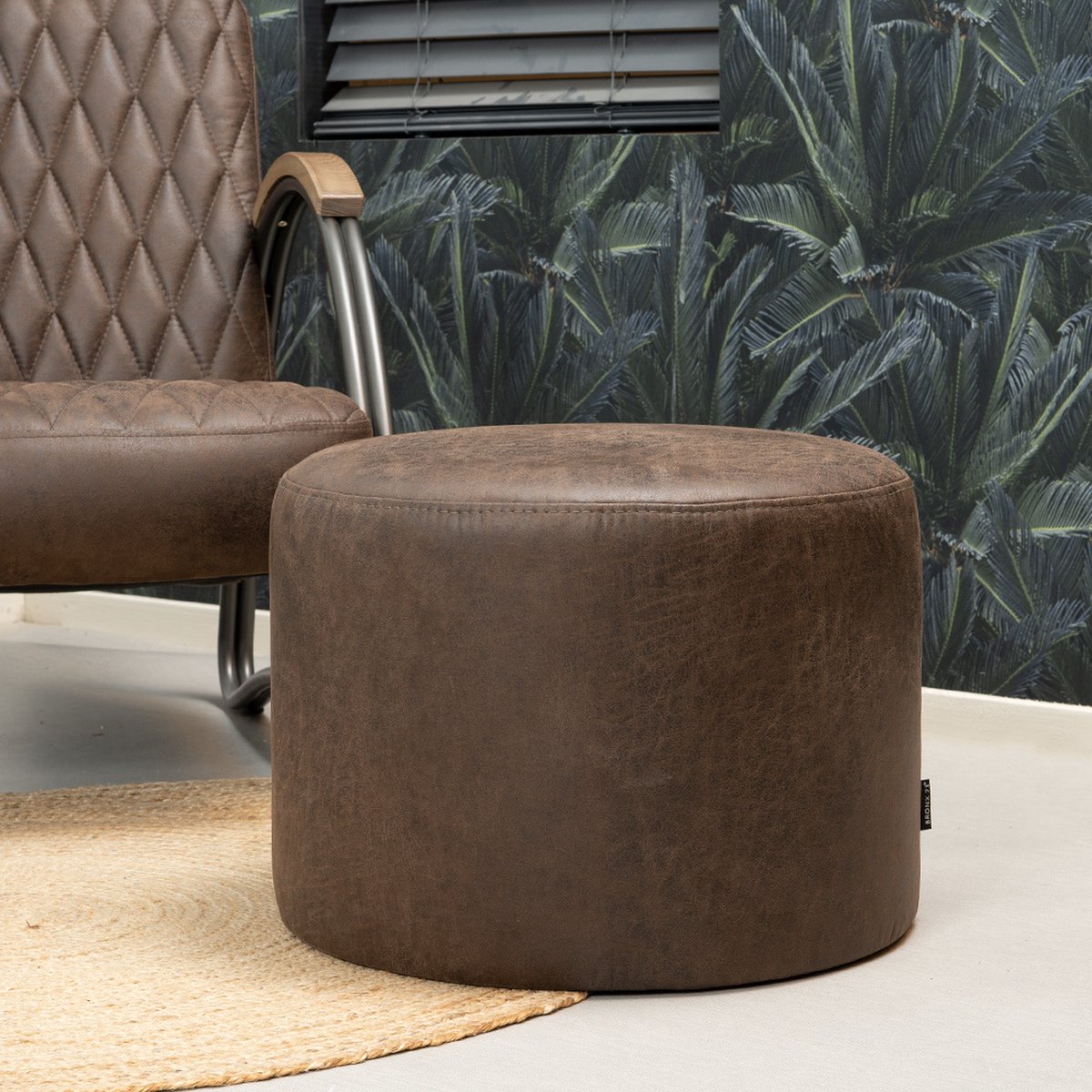 Eco-leer poef rond Kyla bruin - Hocker leer - Poef bruin leer ...