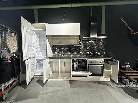 Artego Design Rechte Keuken HG Wit - 302 cm. - Incl. apparatuur | bol