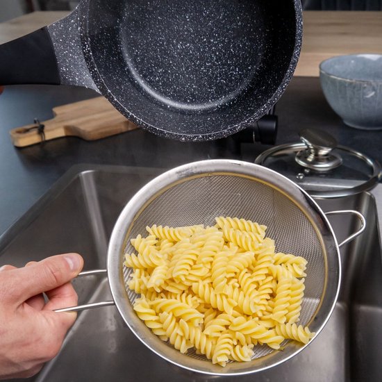 Intirilife zeef 3x keukenzeef - 8 / 12 / 18 cm diameter ...