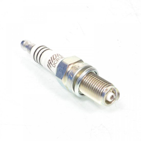 Bougie d'allumage NGK pour Moto Ducati 748 Sp Strada 1995 à 1999 ...