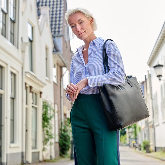 Plevier Burbidge damestas 16 inch zwart. | bol