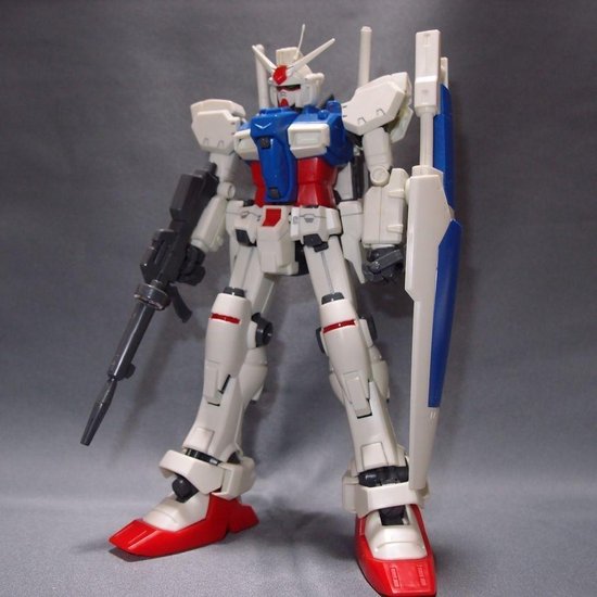 Gundam: Master Grade - Gundam GP01-FB 1:100 Scale Model Kit | bol.com