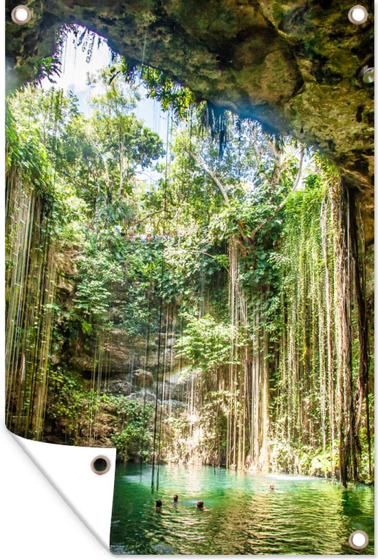 Tuinposters buiten Binnenaanzicht op Ik-Kil Cenote bij Chichén Itzá in Mexico - 60x90... | bol