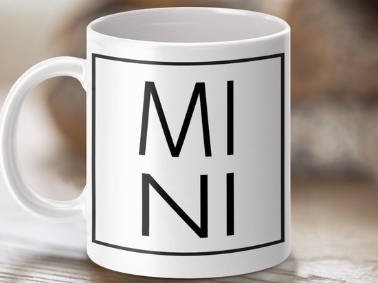 Mok met Minimalistisch Design, Grafische Letters, Modern Lettertype ...