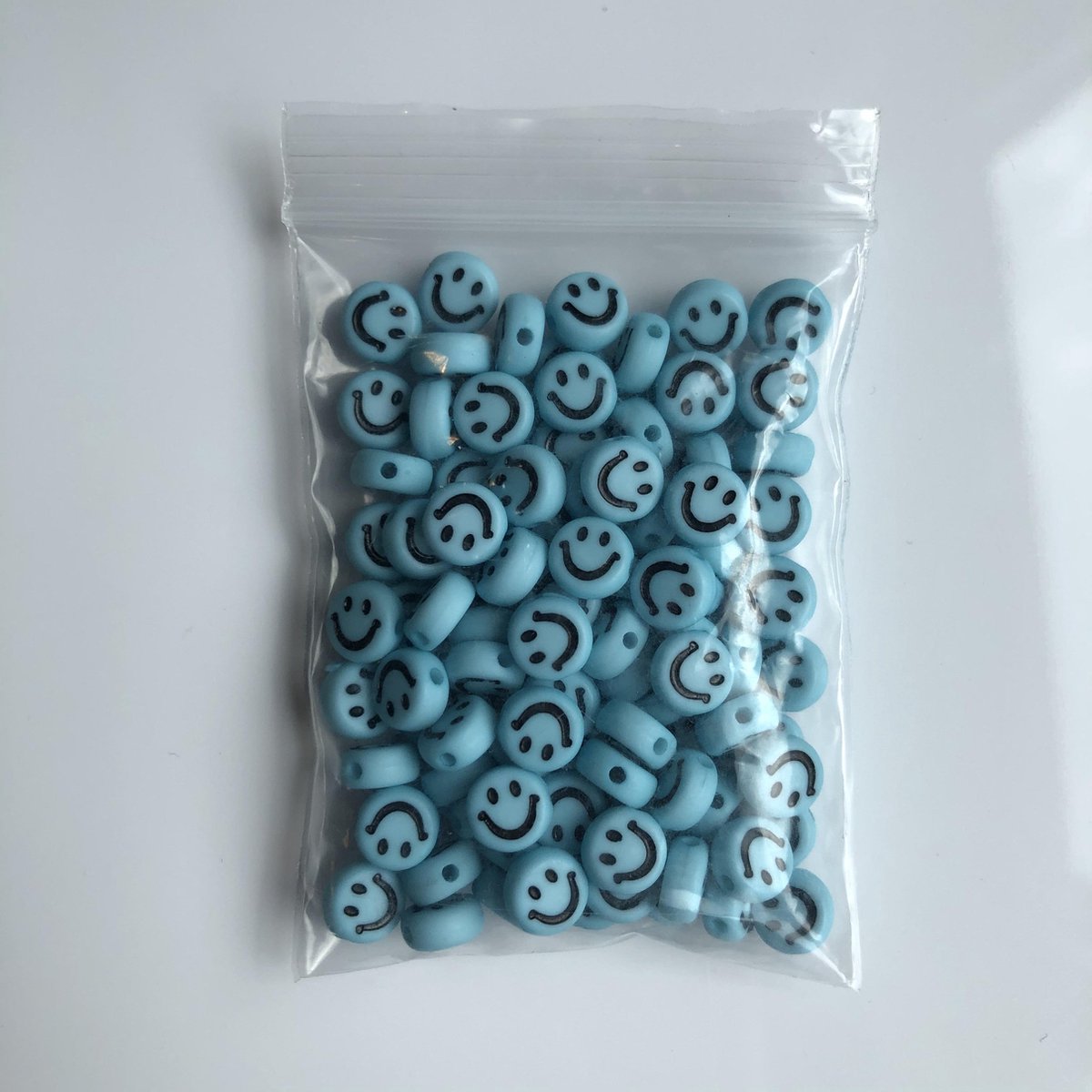 smiley kralen - smiley ketting - emoji kralen - blauw - 100 stuks ...