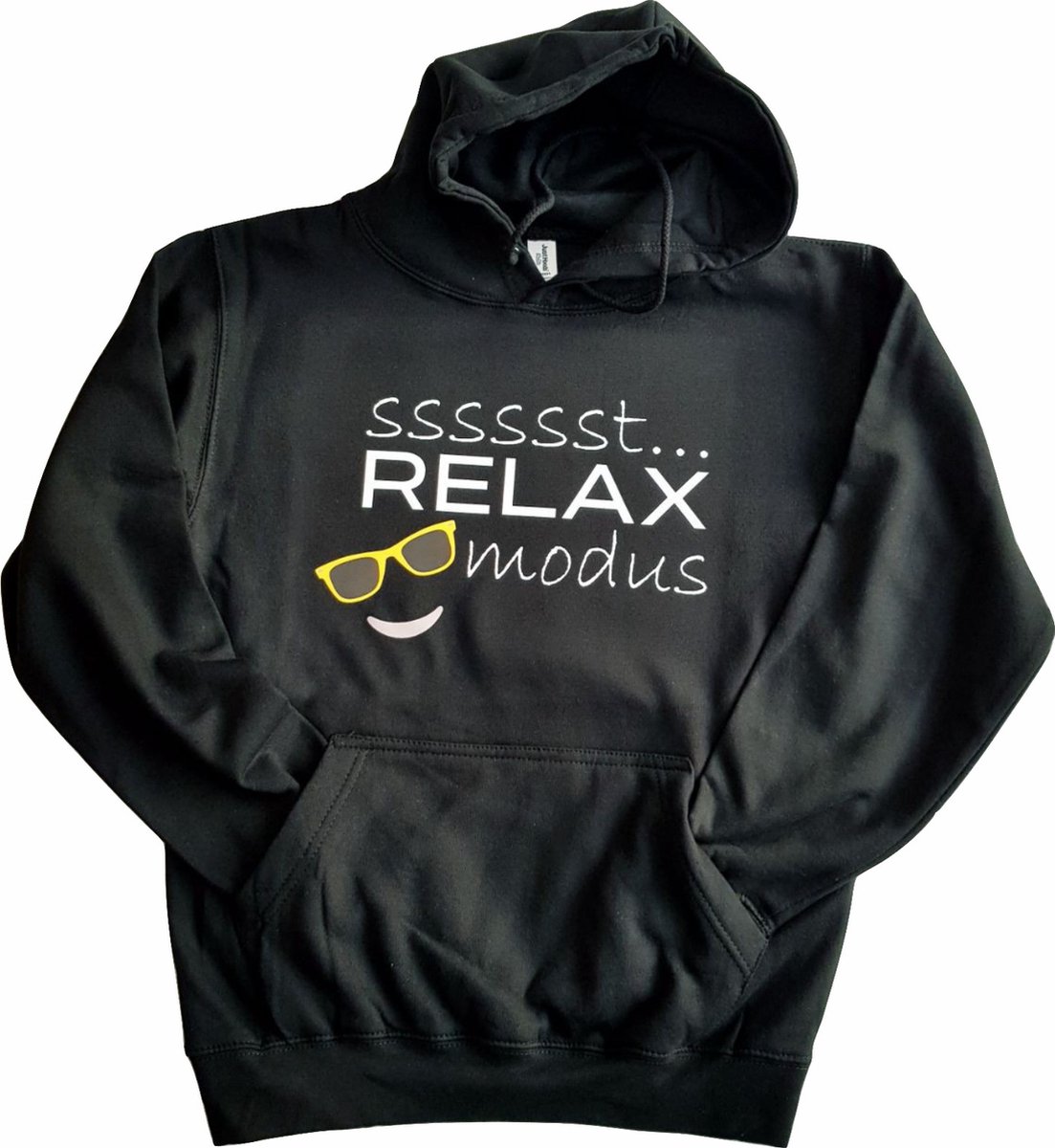 Zwarte hoodie met "Sssssst... RELAX modus" - L - trui, hoedie, relaxen ...