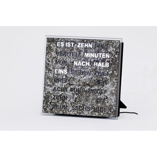 AMS Tafelklok 1236 woordklok Duits 20x20cm - Duitse tekst | bol