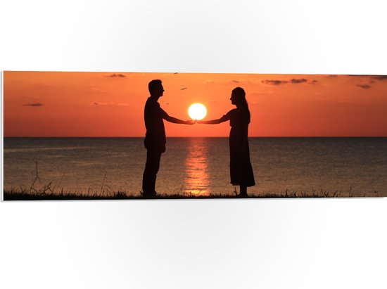 PVC Schuimplaat- Zon liggend op Silhouet van Koppel Hand in Hand ...