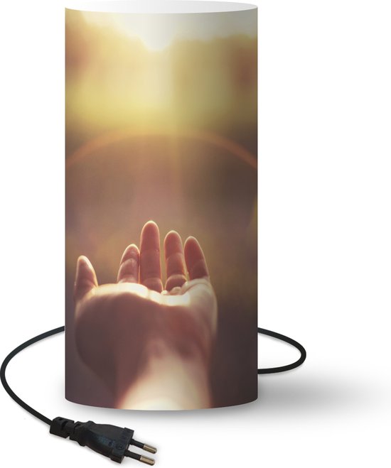 Lamp Hoop - Uitgestoken hand reikt naar zon lamp - 33 cm hoog - Ø16 cm ...