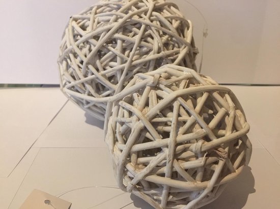 Set van 2 witte rieten ballen | bol.com