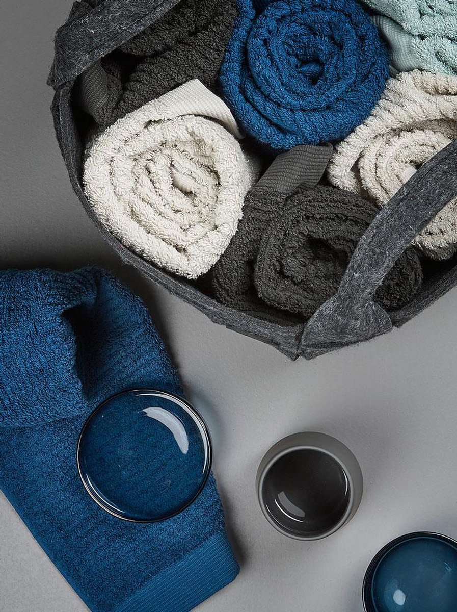 Handdoek - Classic - Zone Denmark - dusty groen - 50x70 | bol.com