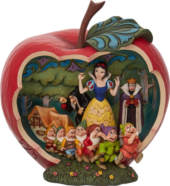 Disney Traditions Snow White Apple Scene | bol