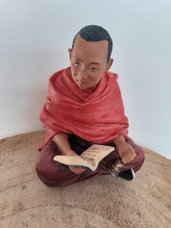 Boeddha beeldje Monnik beeldje Prachtig beeldje Young Lama Reading ...