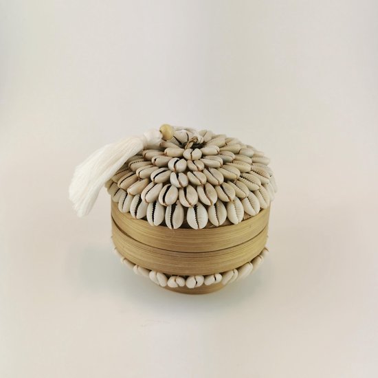 Bamboedoosje met kauri schelpen | bol