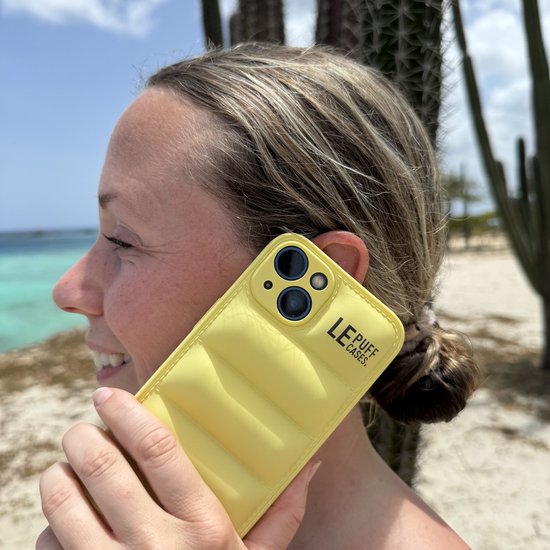Le Puff Cases – Puffer Case Hoesje in Geel – Phone Case - Hoesje ...