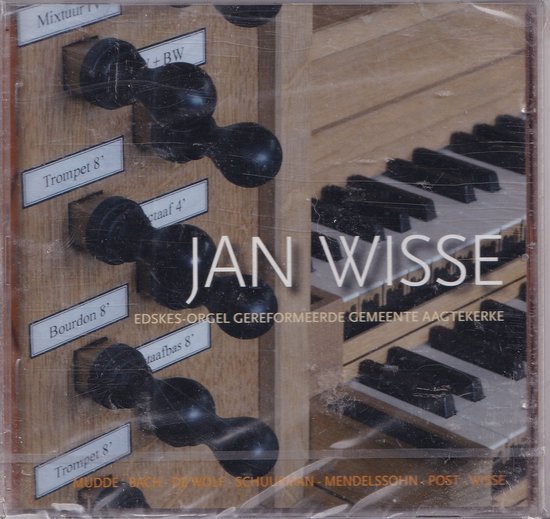 Jan Wisse bespeelt het Edskes-orgel van de Gereformeerde Gemeente ...