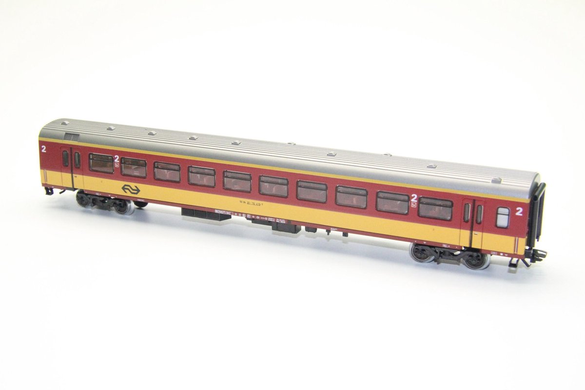 Marklin 4263 4 modelspoorwagon 2e klasse in benelux kleur | bol.com