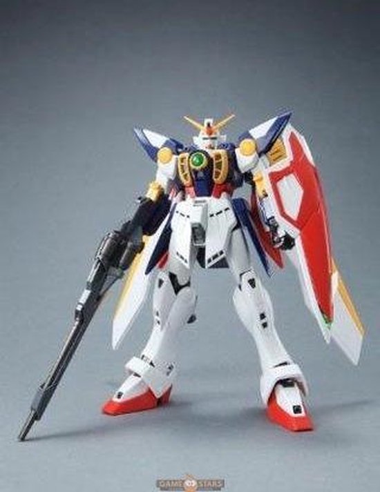 Gundam: Master Grade - Wing Gundam - 1:100 Scale Model Kit | bol