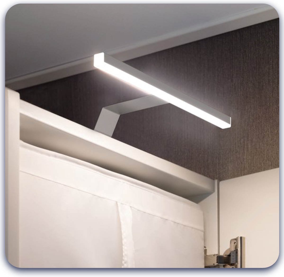 Lampe d'armoire d'éclairage de luxe ComfortHome montée en surface ...