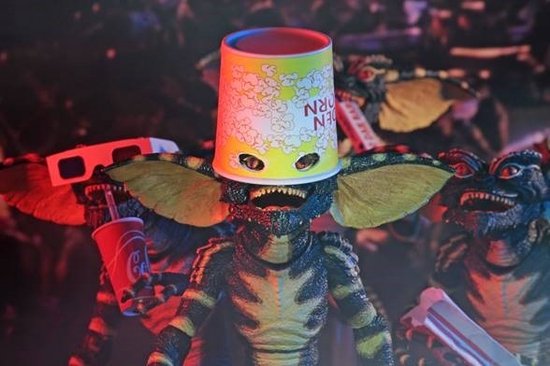 NECA Gremlins - Gamer Gremlin Ultimate Action Figure | bol.com