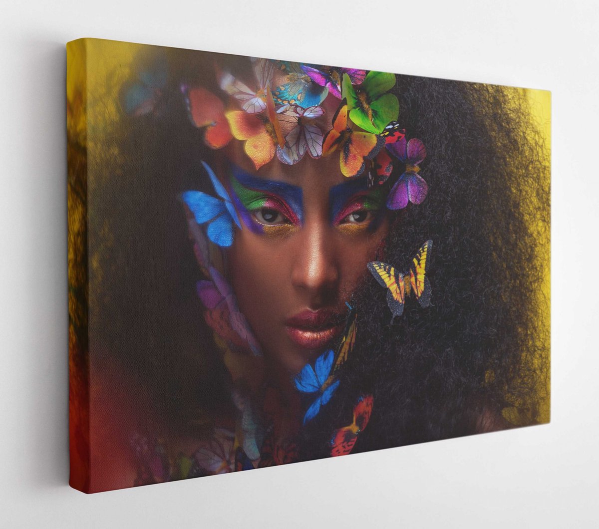 Mooi Afrikaans meisje omringd door vlinders - Modern Art Canvas ...