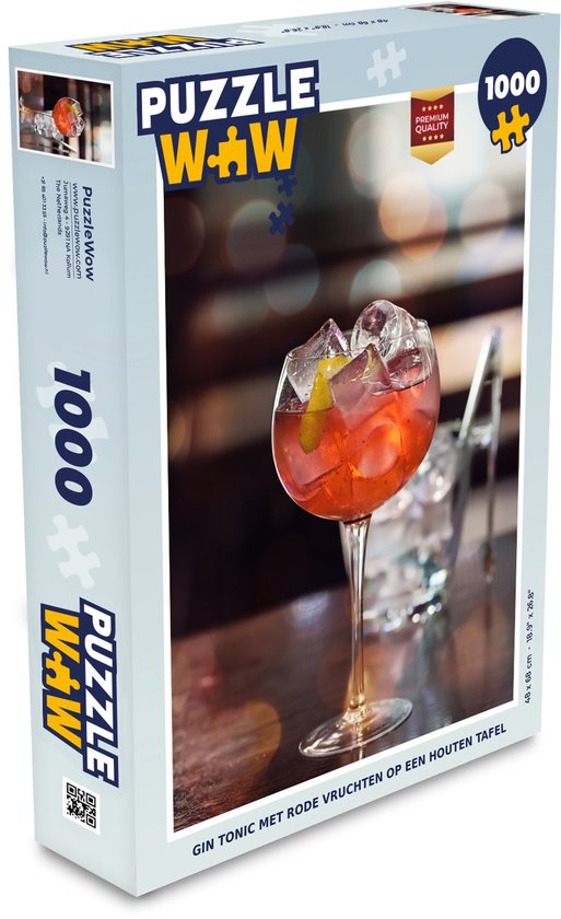 Puzzel Gin tonic met rode vruchten op een houten tafel - Legpuzzel ...
