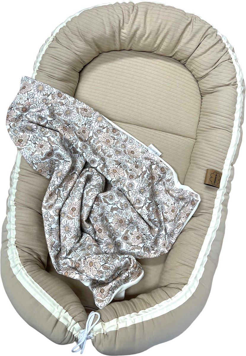 Kl4vertje - Babynestje beige frappe rib - incl dekentje | bol.com