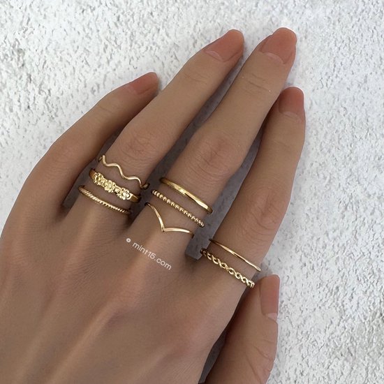 Mint15 Verstelbare ring 'Twisted' - Goudkleur RVS/Stainless Steel | bol