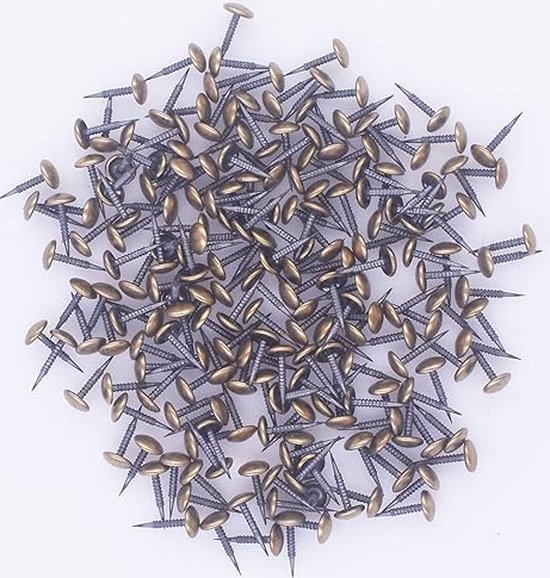 spijkers assortiment - Nagelset aan de Muur, Platte Kopspijkers, Foto ...