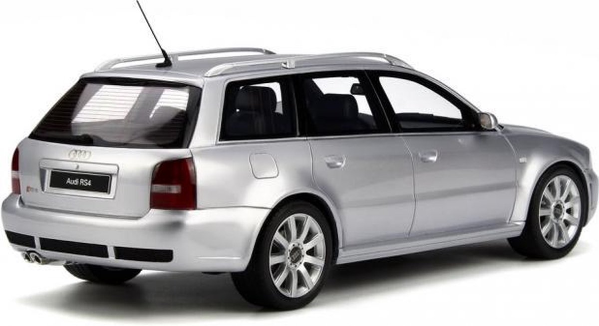 Audi RS4 B5 2002 Zilver 1-18 Ottomobile Limited 1500 Pieces | bol.com